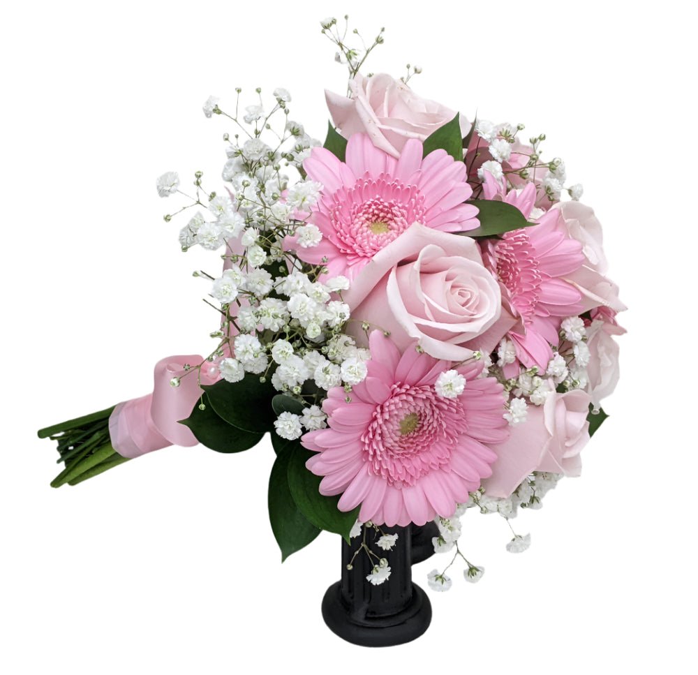 Gerbera Daisy Rose Clutch – Kremp Florist